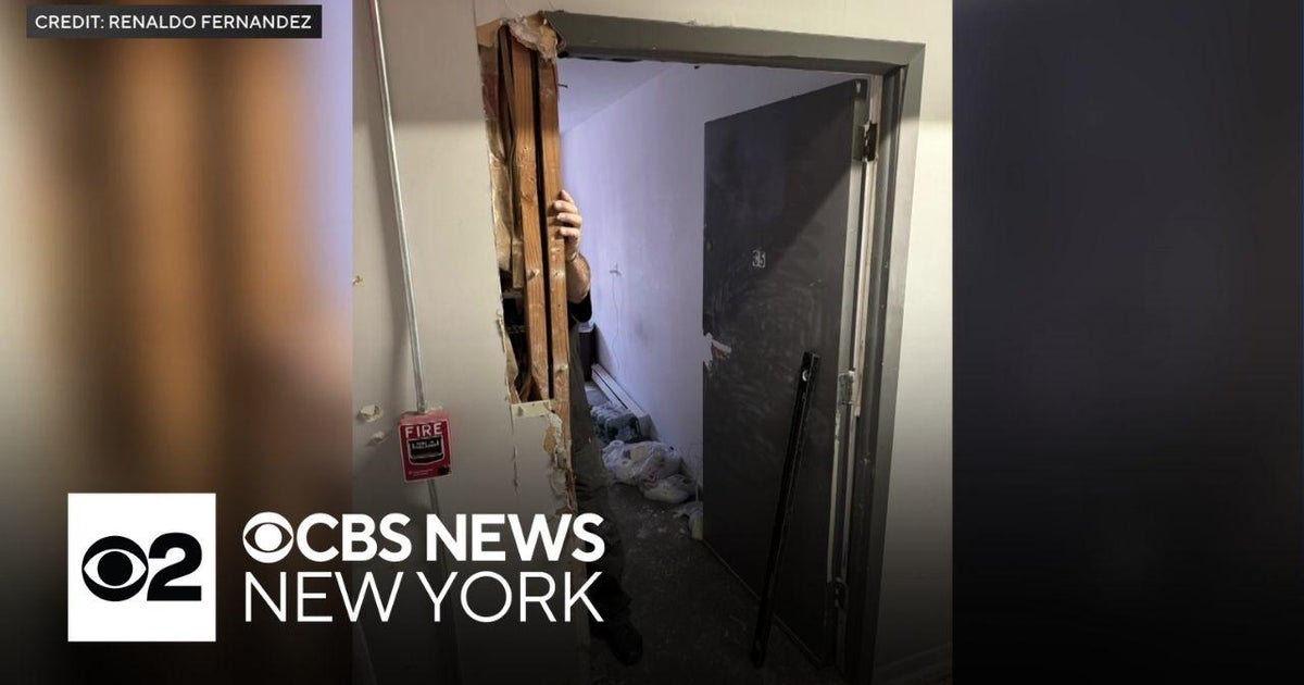 Bridgeport explosion being investigated by FBI - CBS New York