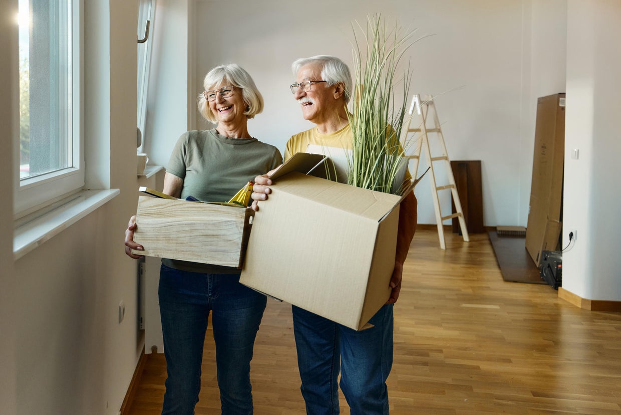 Should seniors get a home loan during retirement? Here's what experts ...