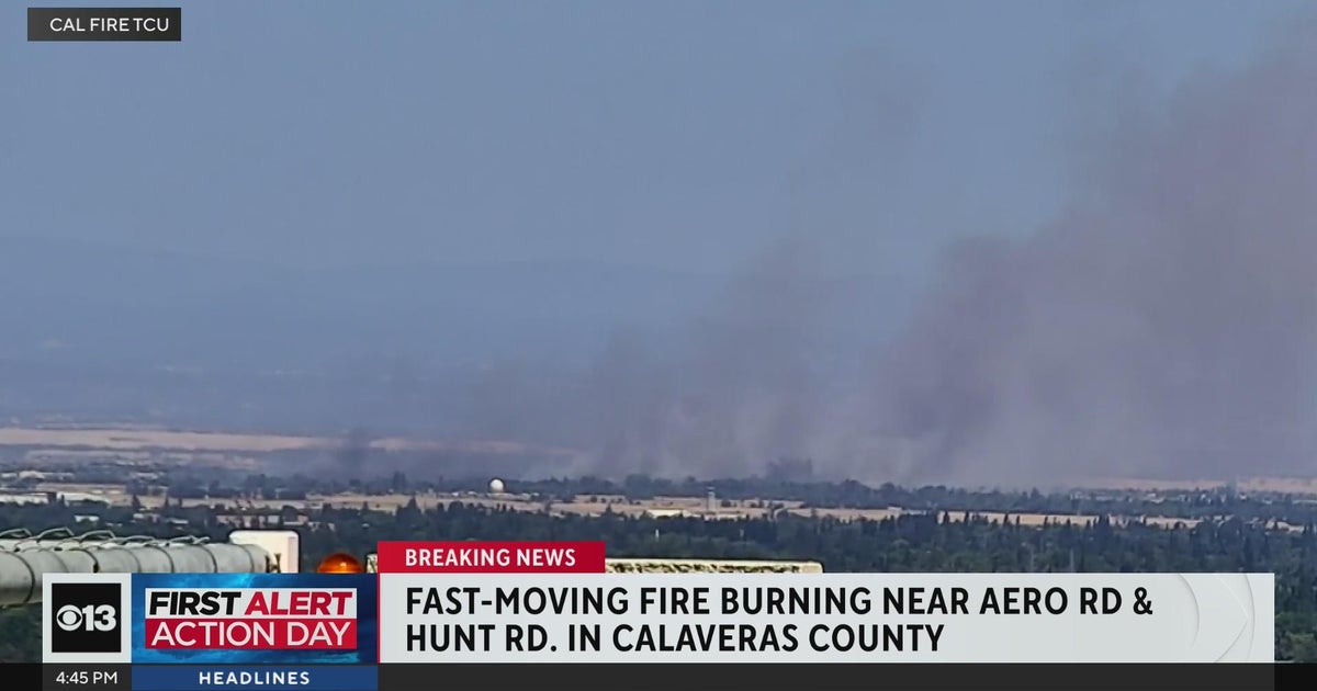 Calaveras County fire quickly grows to burn 500 acres - CBS Sacramento