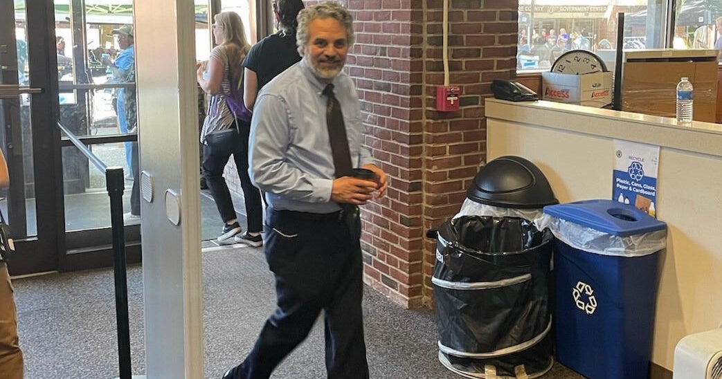 Mark Ruffalo visits Delaware County Courthouse to film HBO limited ...