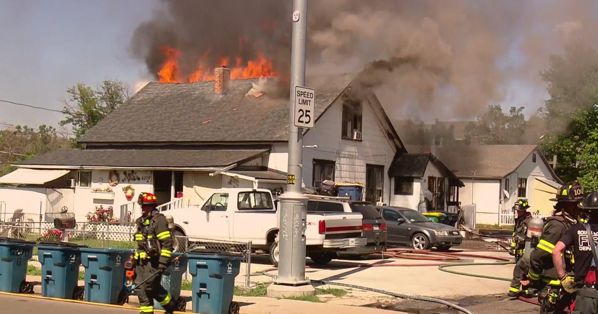 2 people in hospital after Colorado house fire - CBS Colorado