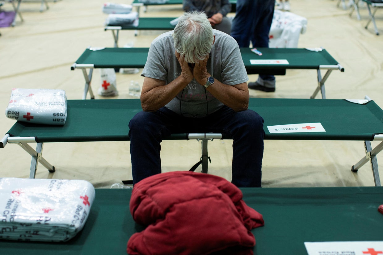 Hundreds of structures destroyed as New Mexico wildfires continue to ...