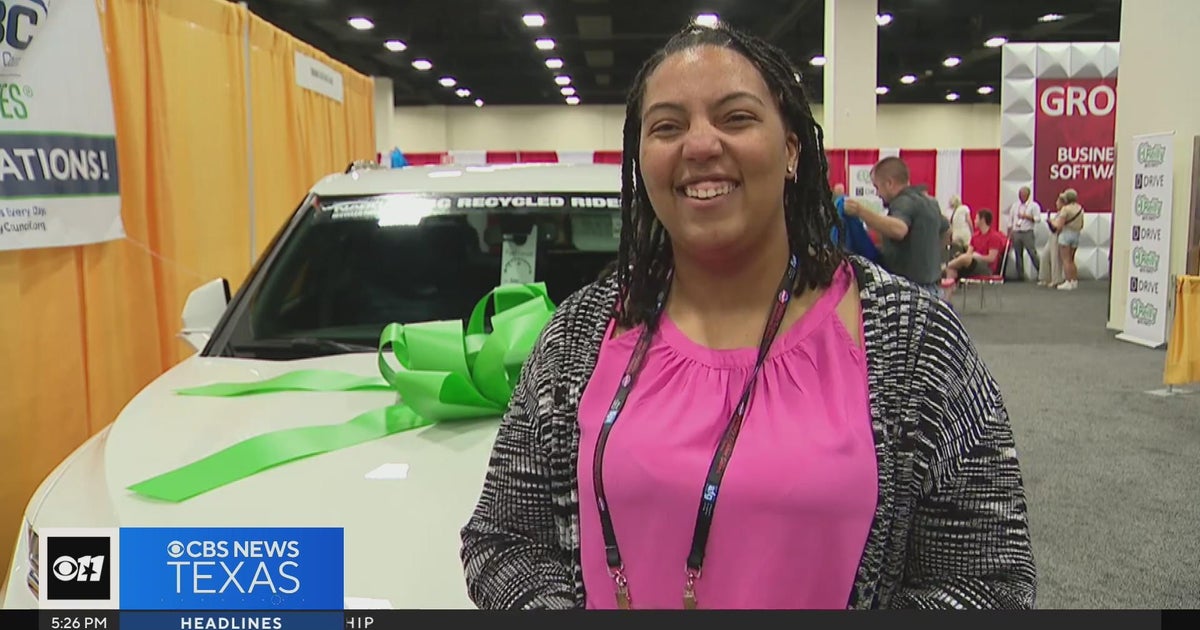 Hurst veteran gets her independence back in the form of a new car - CBS ...