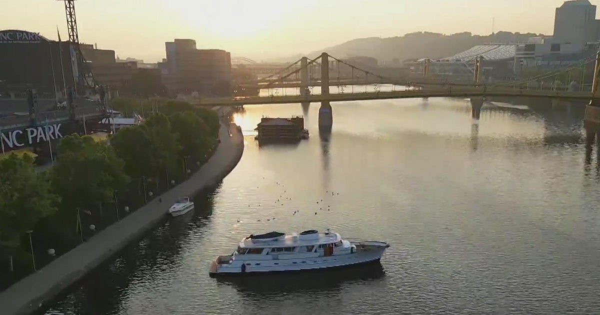 Drunk man steals yacht from Pittsburgh marina, police say - CBS Pittsburgh