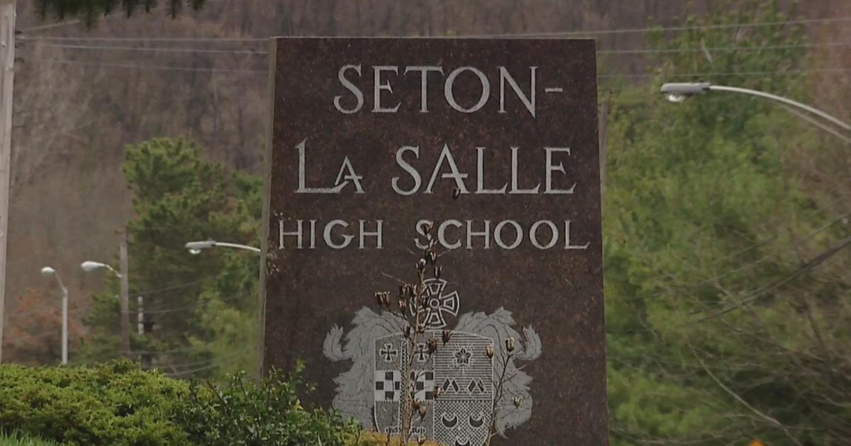 Former substitute teacher pleads guilty to sexually assaulting student ... Former substitute teacher pleads guilty to sexually assaulting student ...