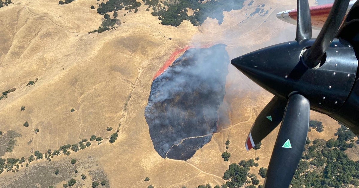 Crews stop forward progress of brush fire in Del Valle Regional Park ...