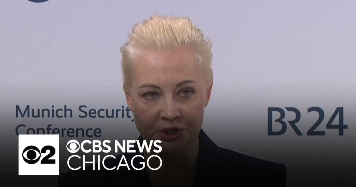 Arrest warrant for Yulia Navalnaya, widow of Alexey Navalny, issued in Russia - CBS Chicago