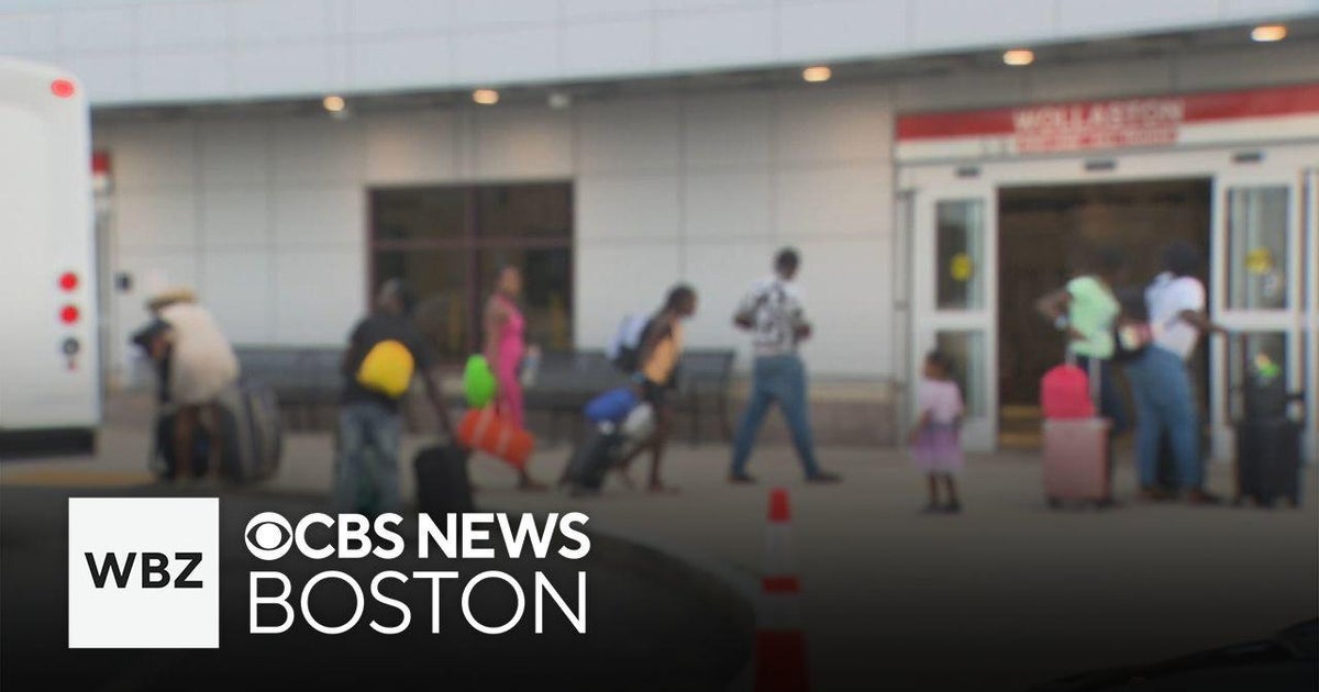 Advocate says homeless families left at Quincy MBTA station - CBS Boston
