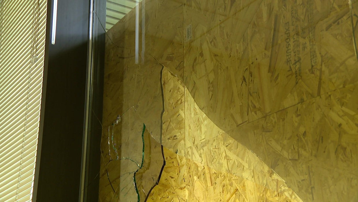 Vandals repeatedly target new Twin Cities Muslim community center - CBS ...