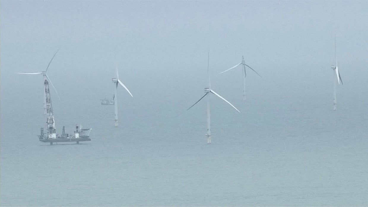 300-foot piece of broken wind turbine blade falls into Atlantic Ocean ...