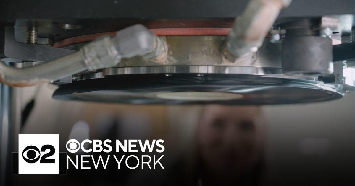 Spinning records | Uniquely Asheville with Rachel Holt - CBS New York