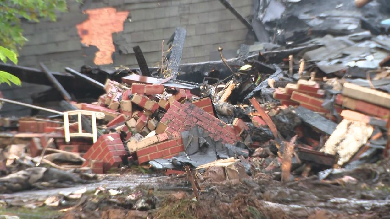 Explosion levels home in Westfield, New Jersey. Video shows damage left ...