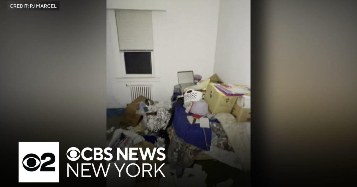 Howard Beach community helps catch alleged squatter - CBS New York