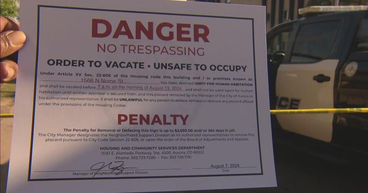 Fitzsimon's Place apartment complex shut down by city of Aurora - CBS ...