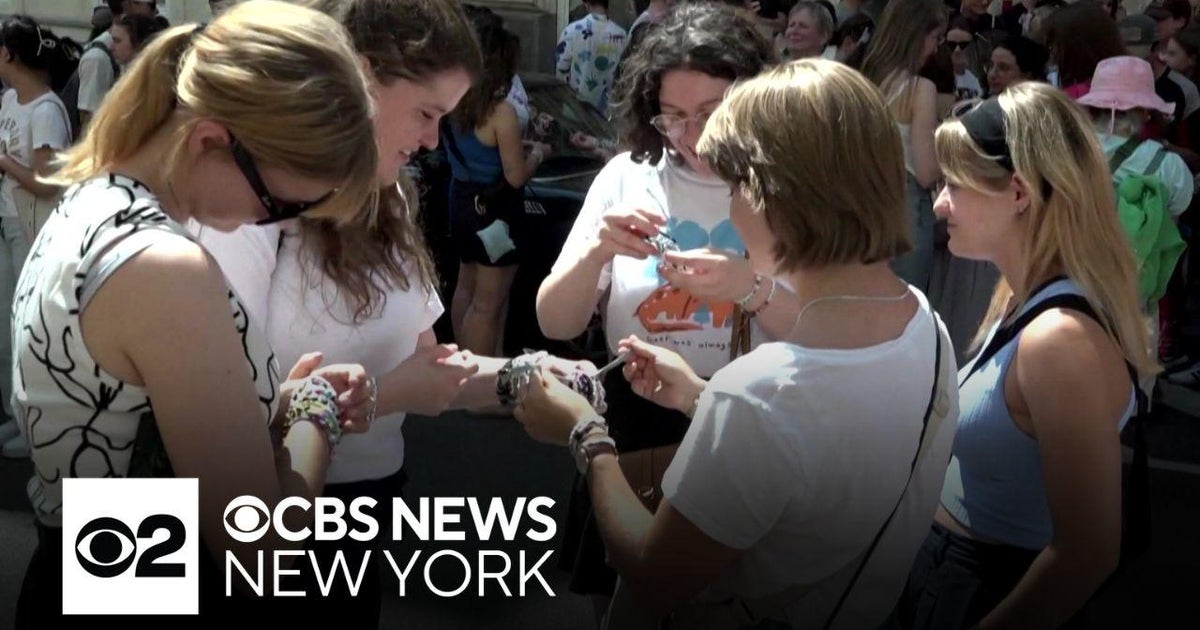 Disappointed Swifties take Vienna concert cancellations in stride - CBS ...