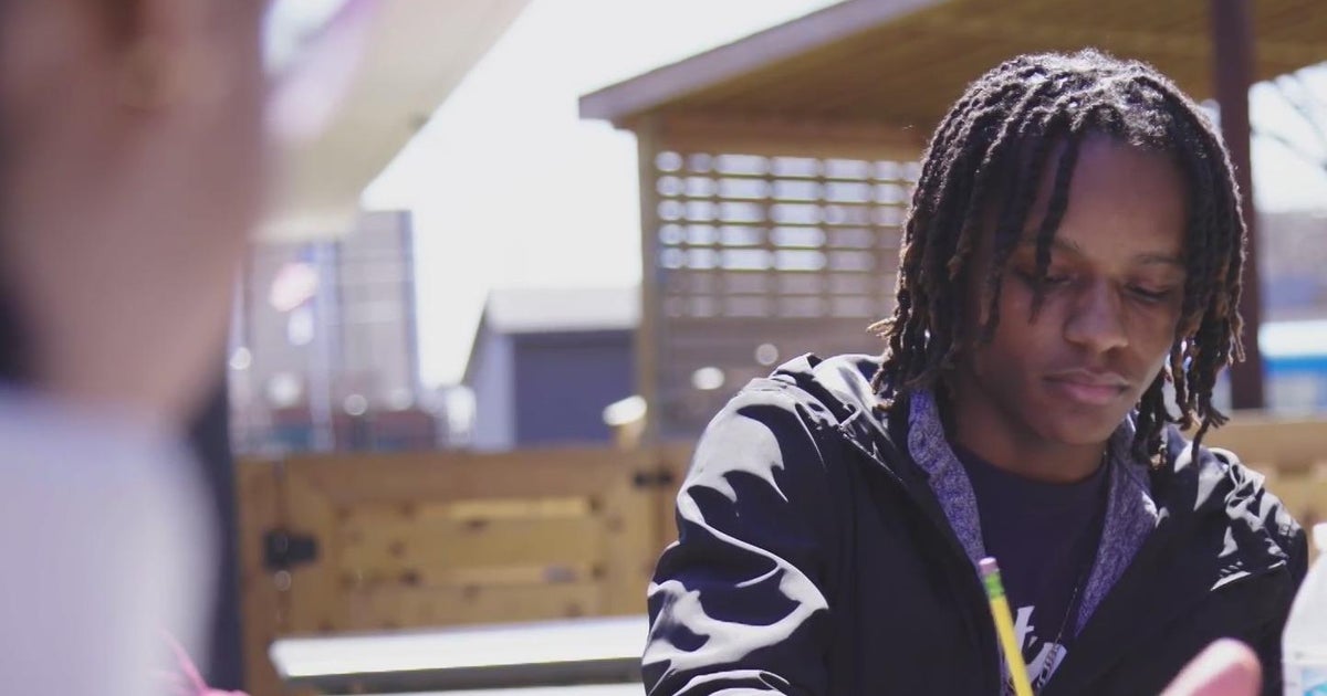 A look into Detroit Citywide Poets program - CBS Detroit
