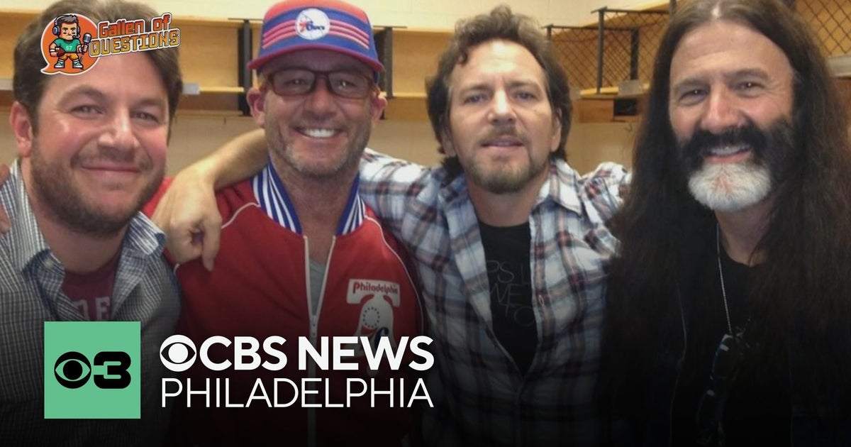 Nick McIlwain of The Preston & Steve Show talks meeting Eddie Vedder and answers a Gallen of ...