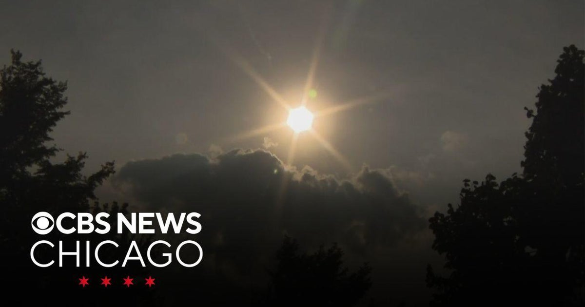 Extreme heat moves into Chicago area - CBS Chicago