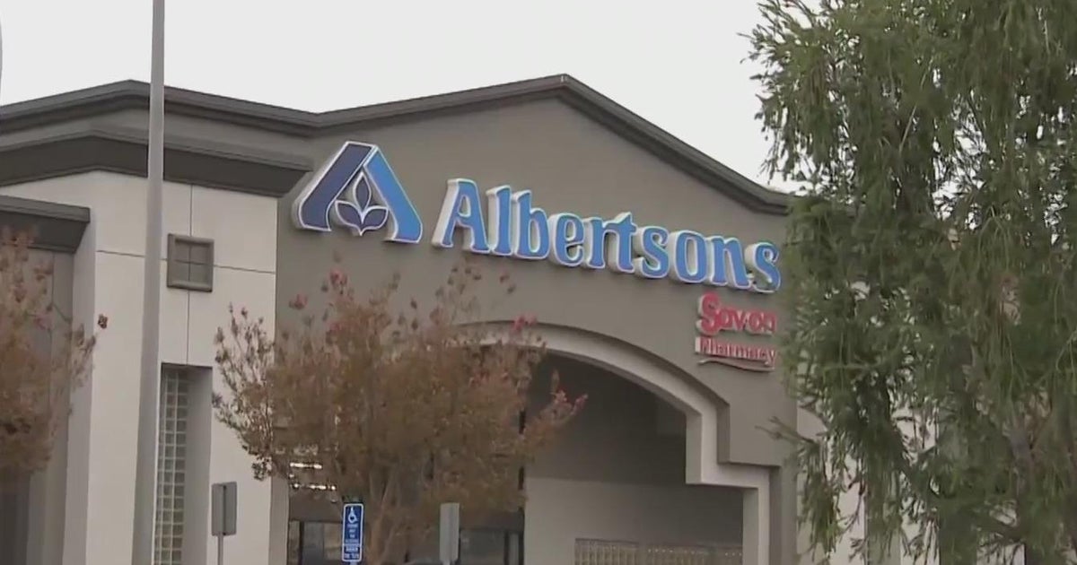 Judge to hear case on Albertsons, Kroger merger - CBS Texas