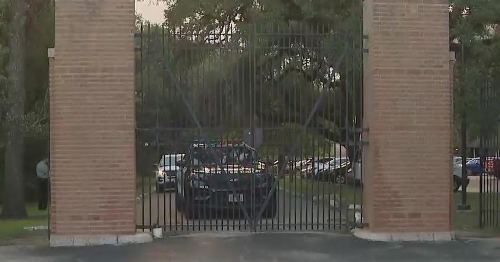 Man found dead in Rice University suspected murder-suicide left a note ...