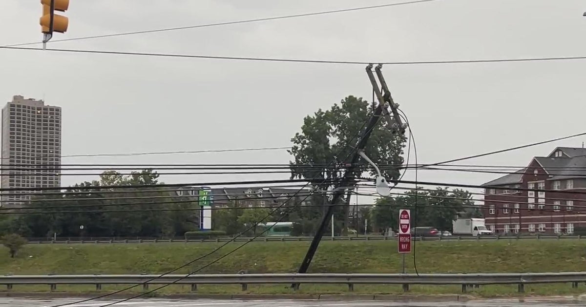 Storm damage, power outages reported in SE Michigan after severe ...