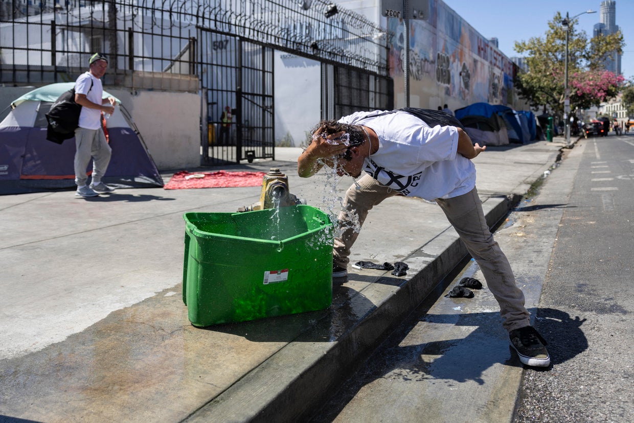 'Dangerous' Southern California heat wave extended, downtown LA sees ...