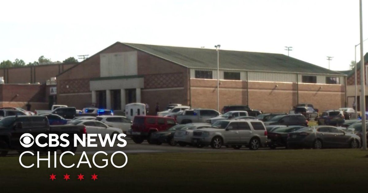 4 killed in Georgia school shooting; 14-year-old suspect arrested - CBS ...