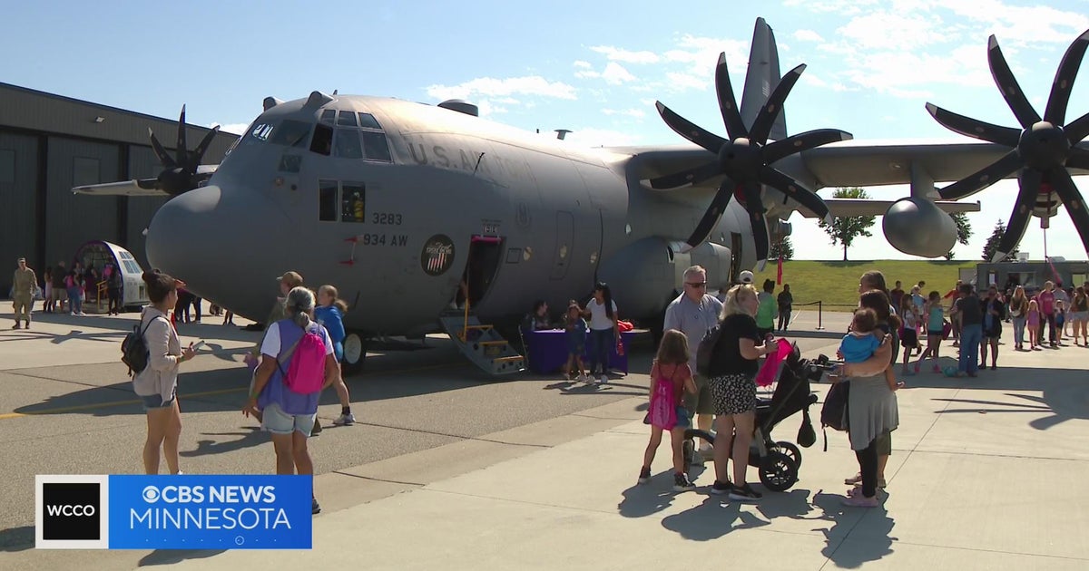 Girls in Aviation day celebrates 10 years - CBS Minnesota