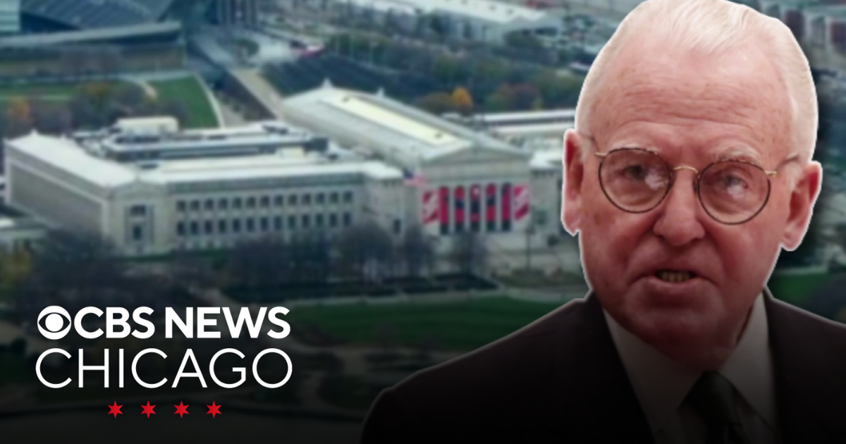 What a former Chicago alderman can expect as he reports to prison - CBS ...