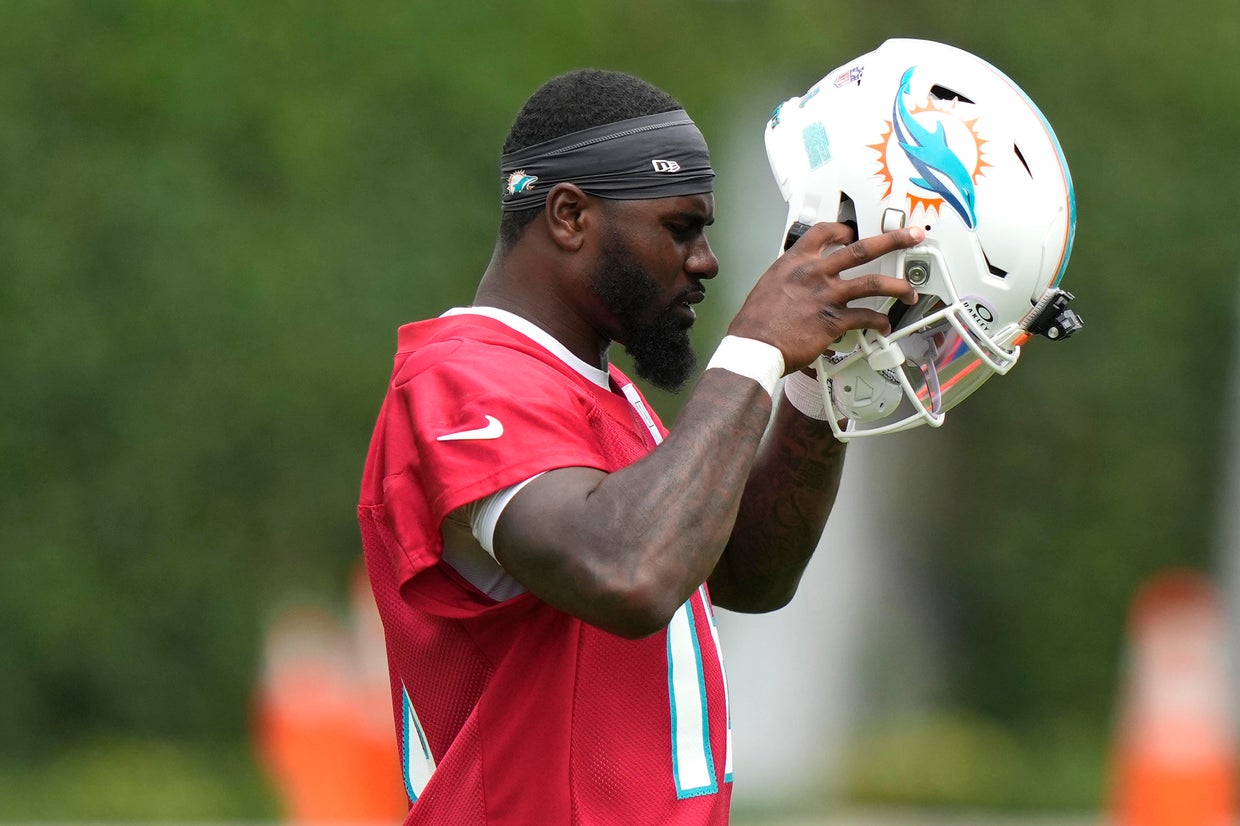 New Dolphins starting QB Tyler "Snoop" Huntley has already impressed ...
