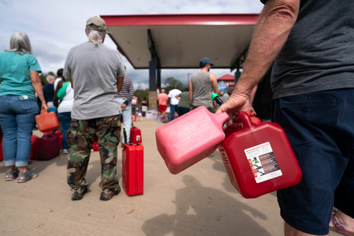 Hurricane Helene's death toll tops 160 as Southeast digs out from storm ...