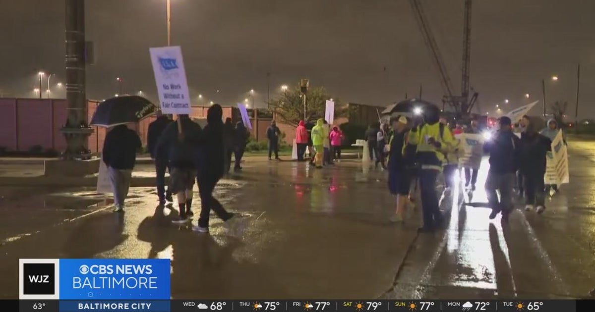 Dockworkers strike impacts hundreds at Port of Baltimore - CBS Baltimore