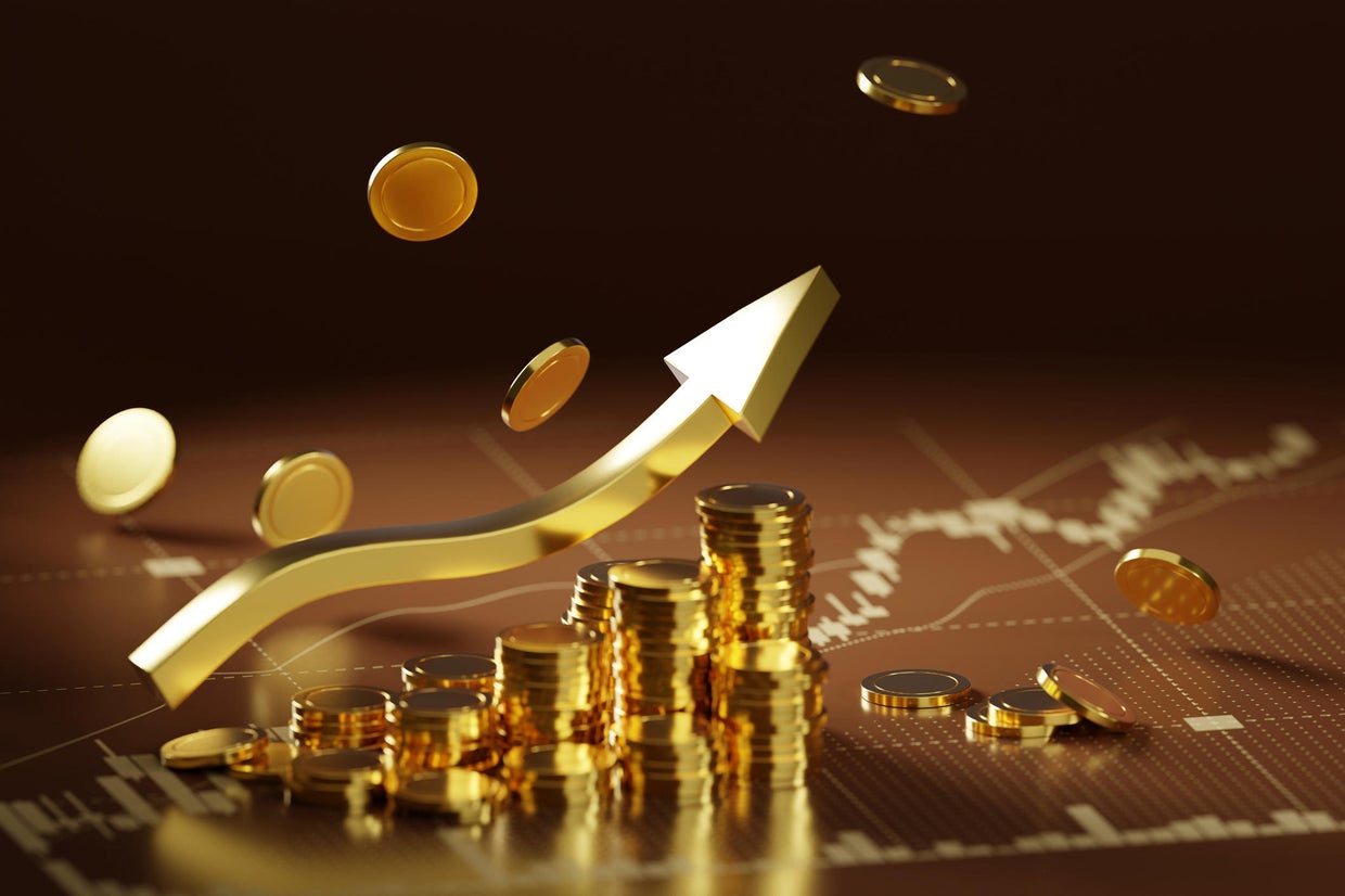 Does gold investing make sense with the price high? Here's what experts ...