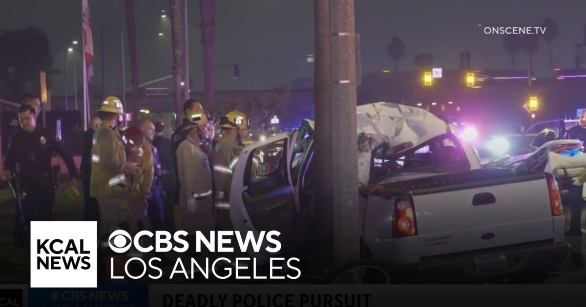 1 dead, 1 injured after police pursuit ends with crash in Anaheim - CBS Los Angeles