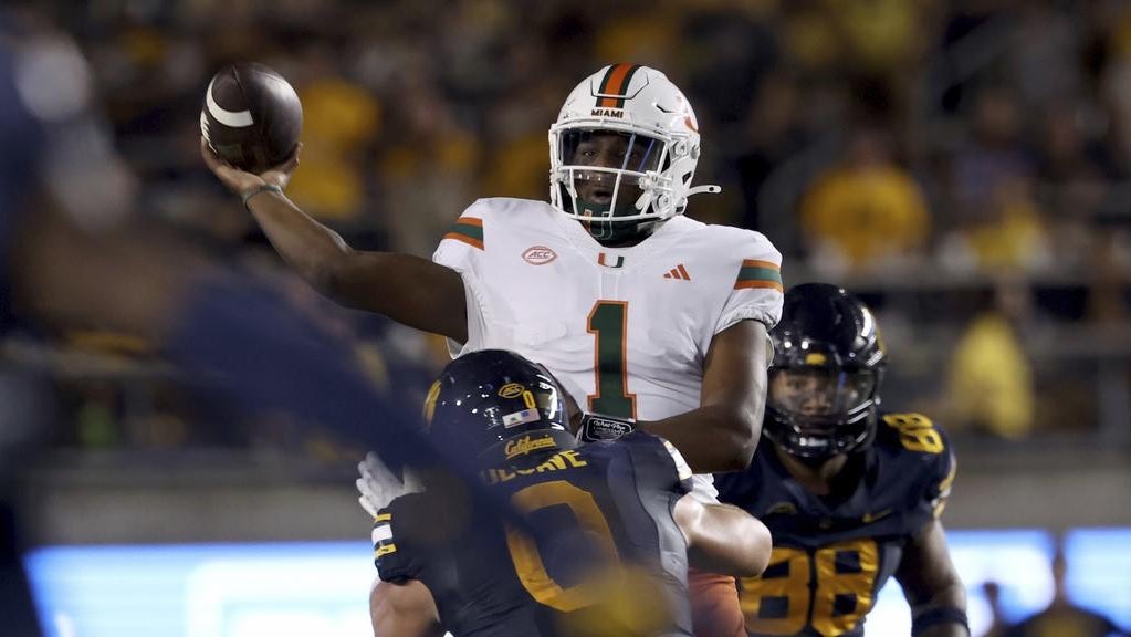 Cal loses heartbreaker as No. 8 Miami rallies for 39-38 victory - CBS ...