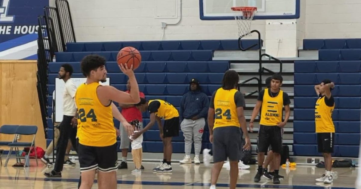 Community basketball tournament raises funds for Denver students - CBS ...