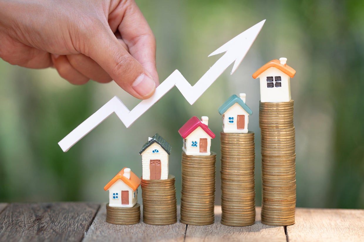 What will happen to home prices as interest rates are cut? - CBS News