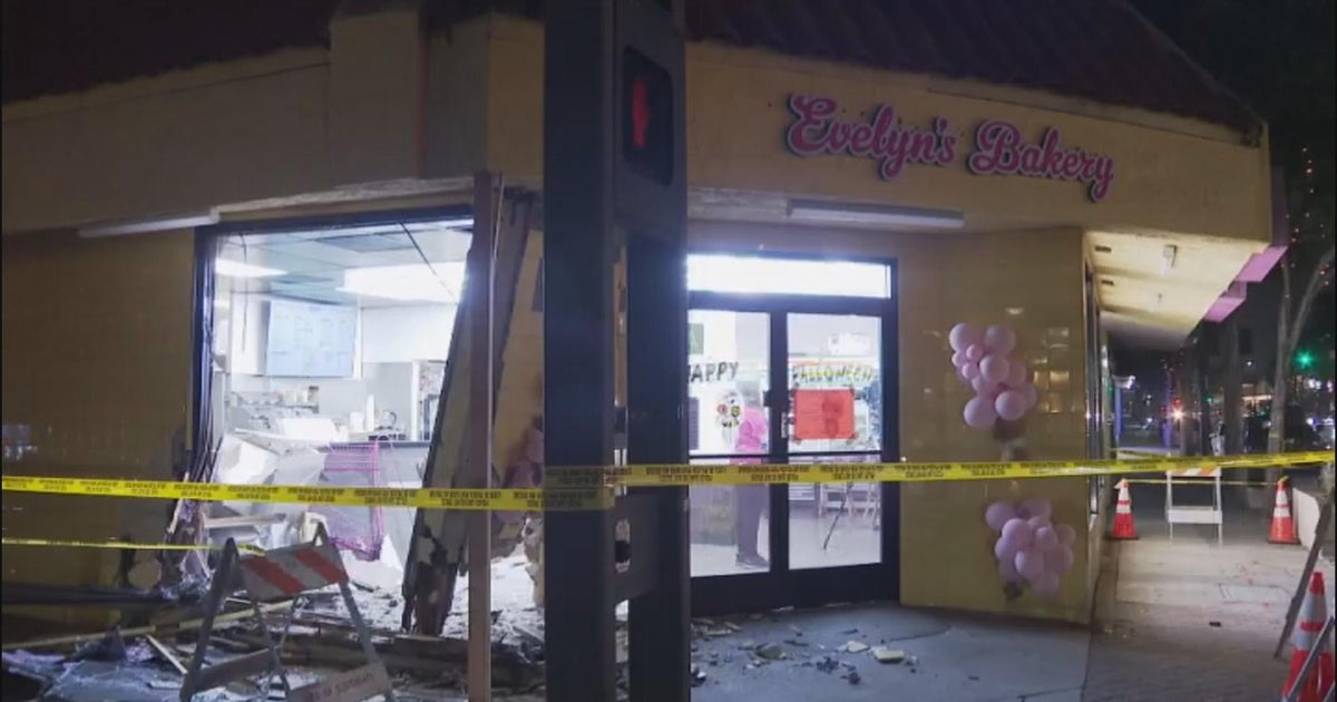 South Gate bakery destroyed days after grand opening - CBS Los Angeles