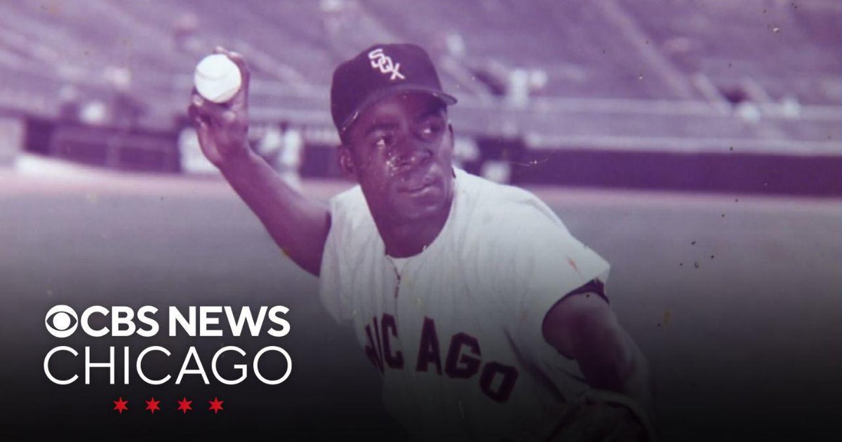 Minnie Miñoso Academy students meet son of school's namesake - CBS Chicago