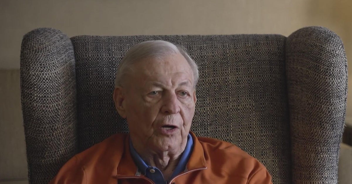 Texas-OU Red River Rivalry hits 120th matchup as Longhorns superfan ...