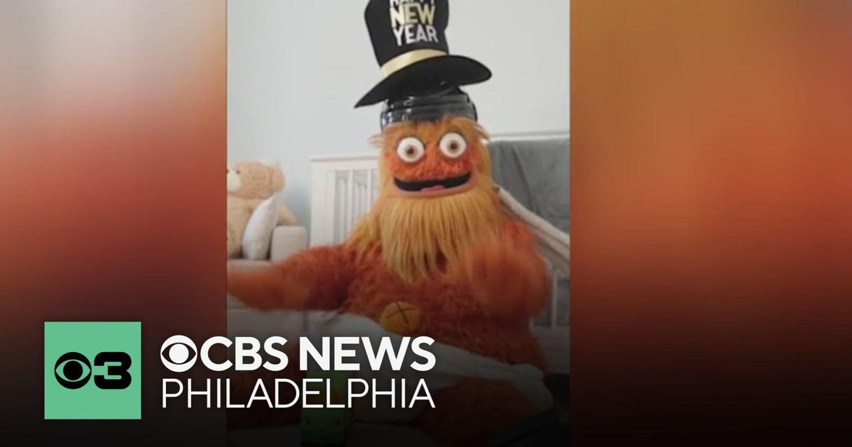 Gritty stuns in new calendar from Philadelphia Flyers | Digital Brief ...
