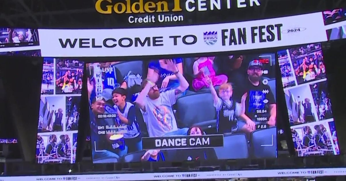 Sacramento Kings fans turn out at G1C for fan fest - CBS Sacramento