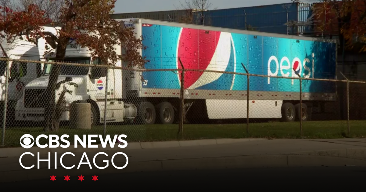 Employees at Chicago Pepsi plant shocked to find facility closed on ...