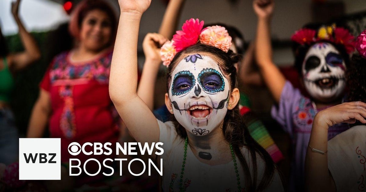 Weekend To Do List: Celebrating the holidays and Día de los Muertos ...