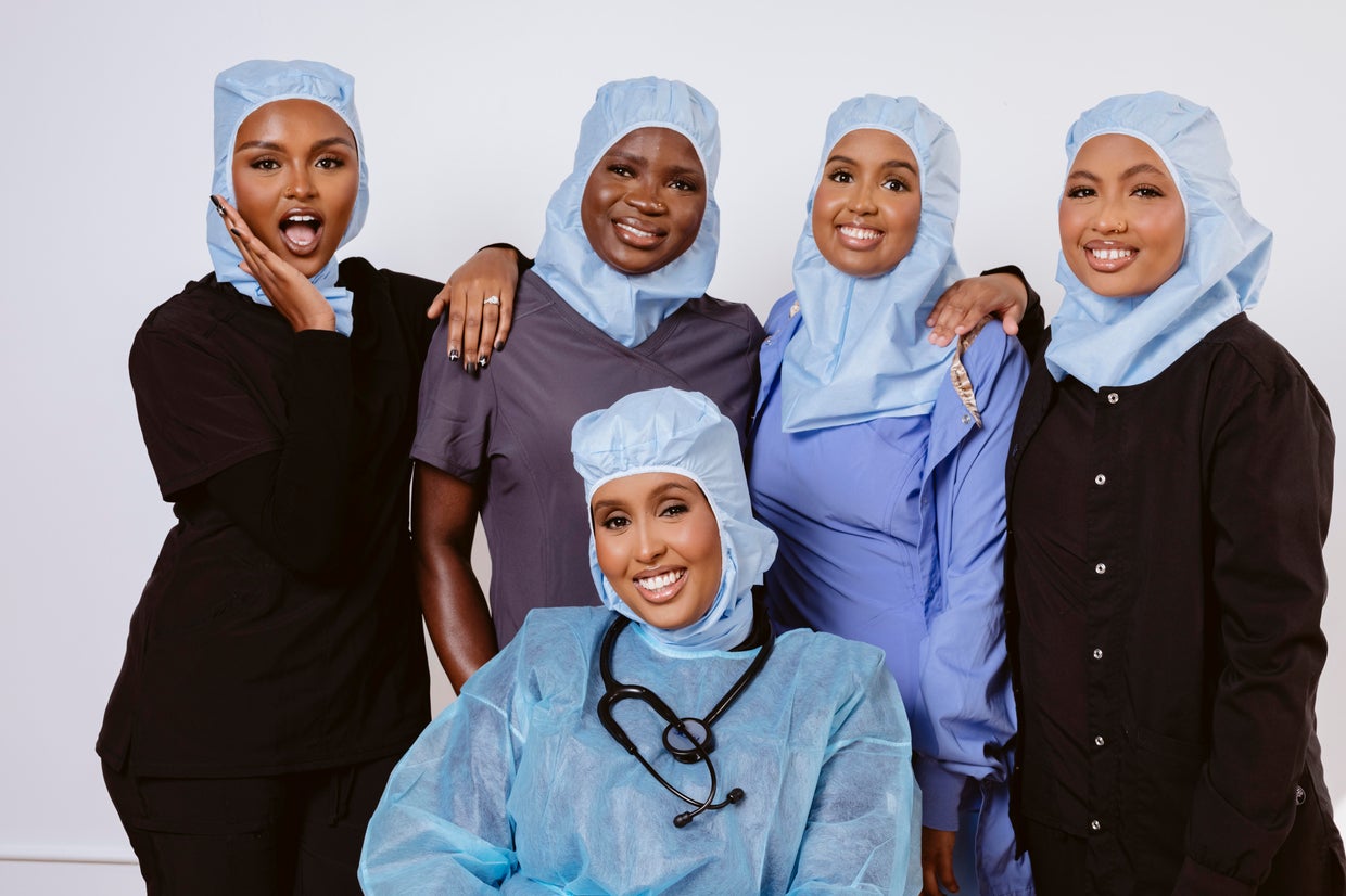 Respiratory therapists create disposable hijabs for Muslim health care ...
