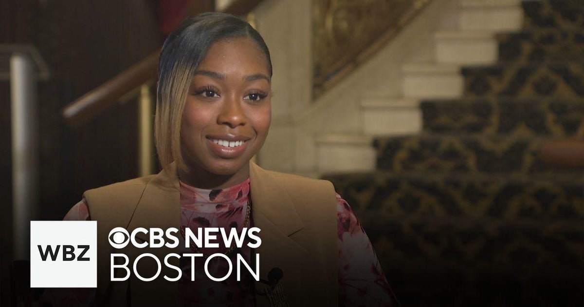 Actress Rachel Simone Webb talks about how "& Juliet" can inspire - CBS ...