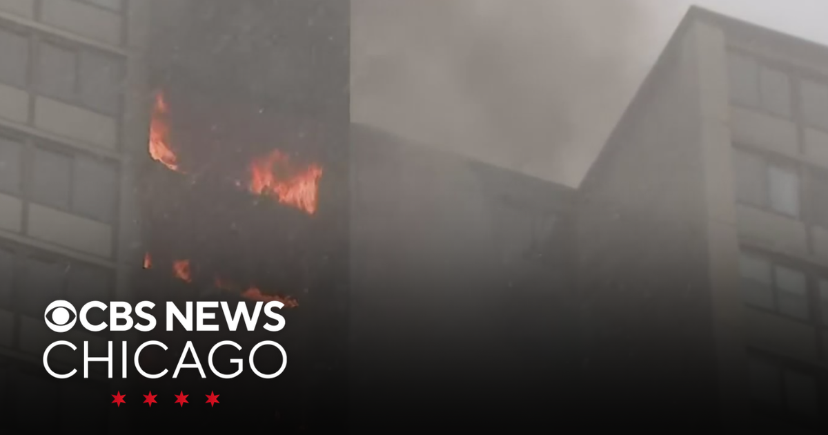 Nearly 2 years after Chicago high-rise fire, residents are still out of ...