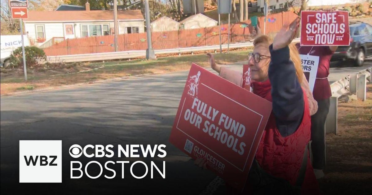 Teacher strike enters second week in Gloucester, Marblehead and Beverly ...