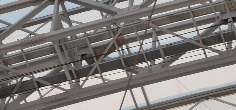 Metal falling from roof at AT&T Stadium "was impacted by wind gusts ...