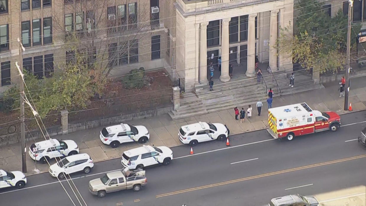Student stabs 2 teacher's aides at Castor Gardens Middle School in Philadelphia, police say ...